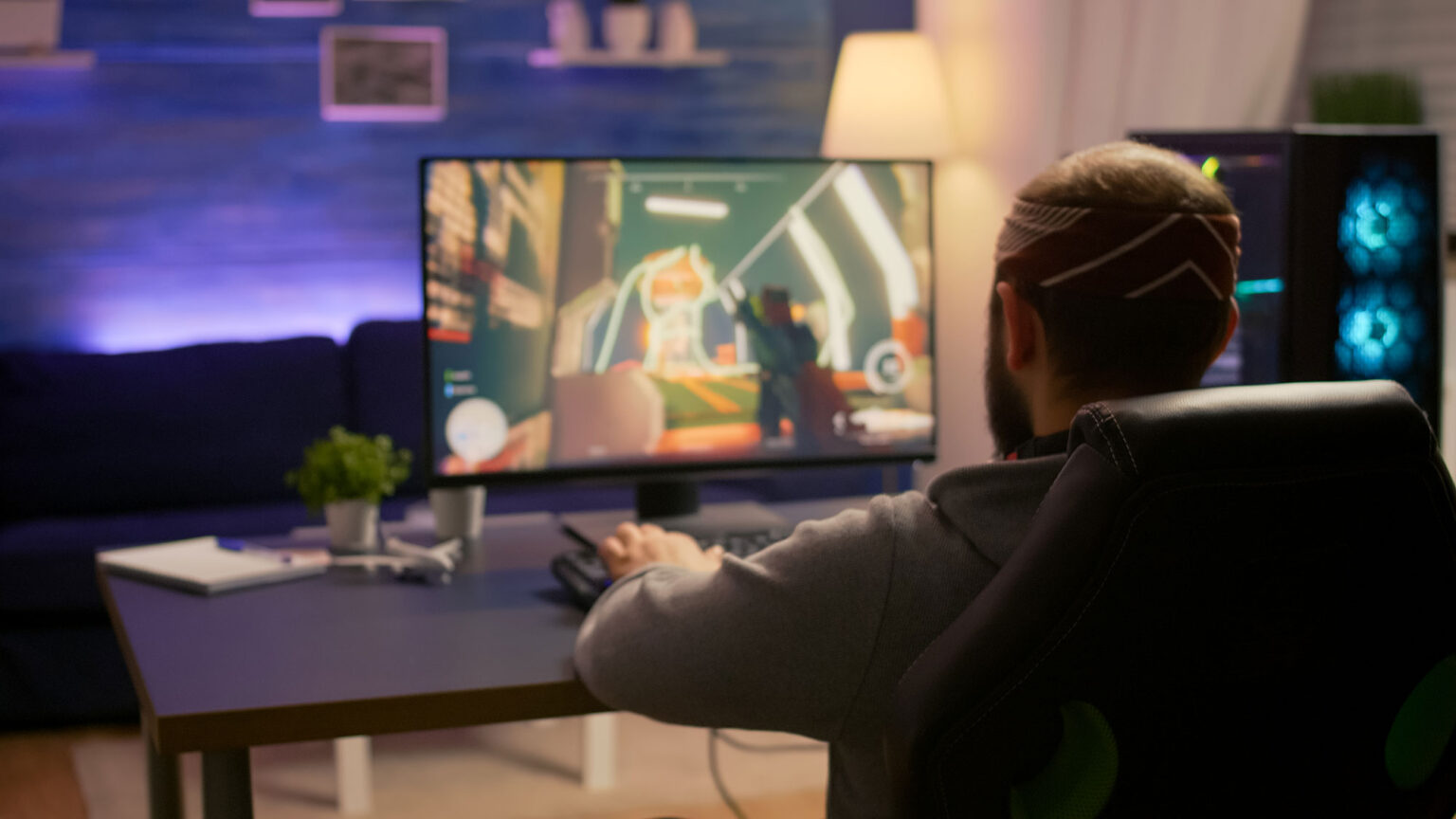 How To Avoid Risks When Downloading Games