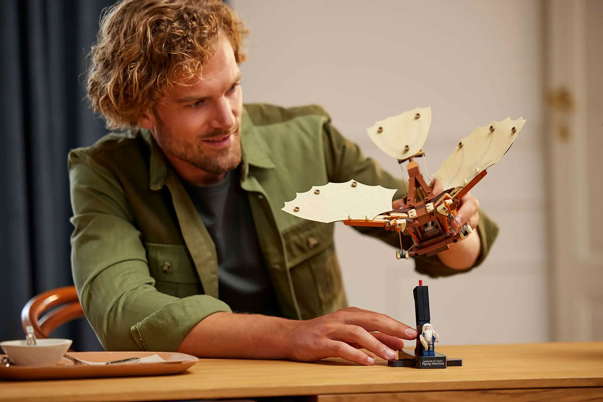LEGO’s Da Vinci Flying Machine: A Flight Of Fancy You’ll Actually Land