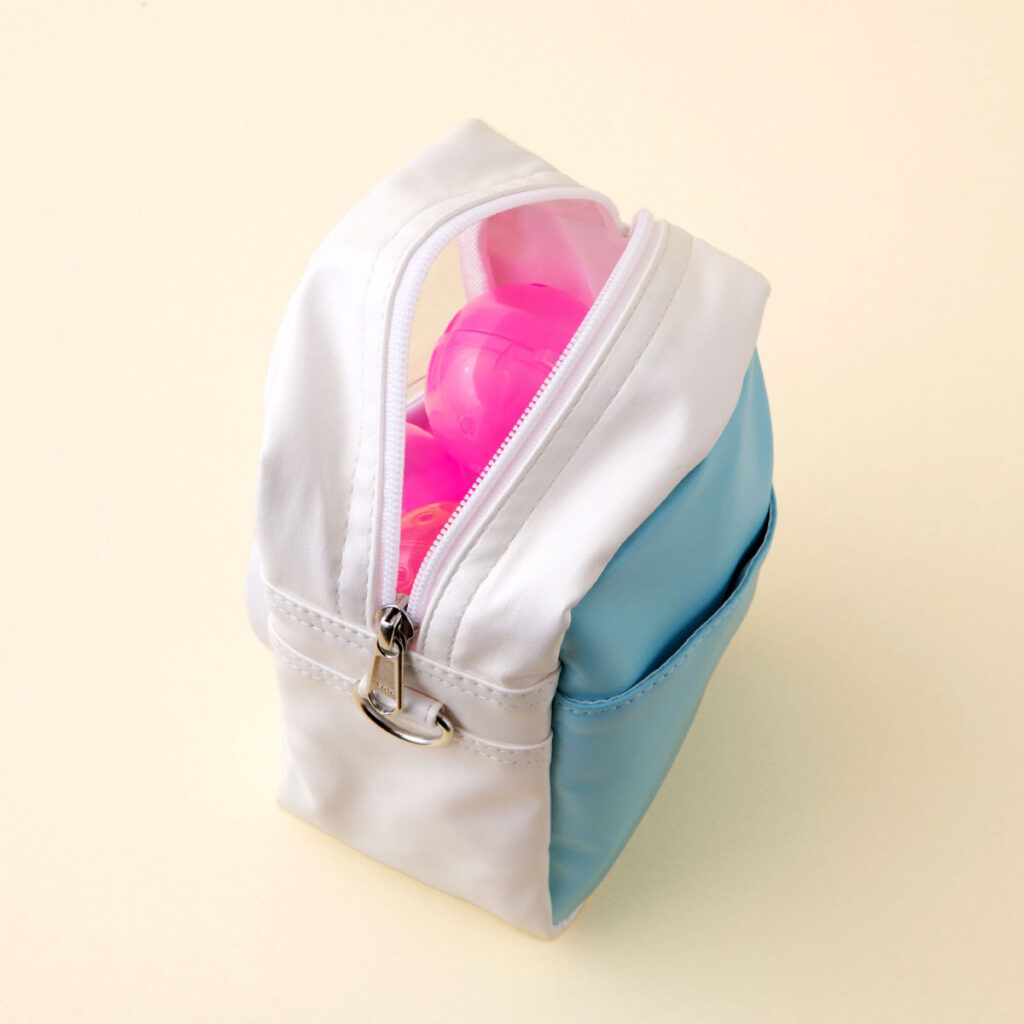 Bandai Gashapon Shoulder Bag Lets You Carry A “Gacha Machine” Around