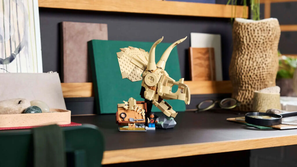 LEGO Jurassic World Dinosaur Fossils: Triceratops Skull (76969): Do We ...