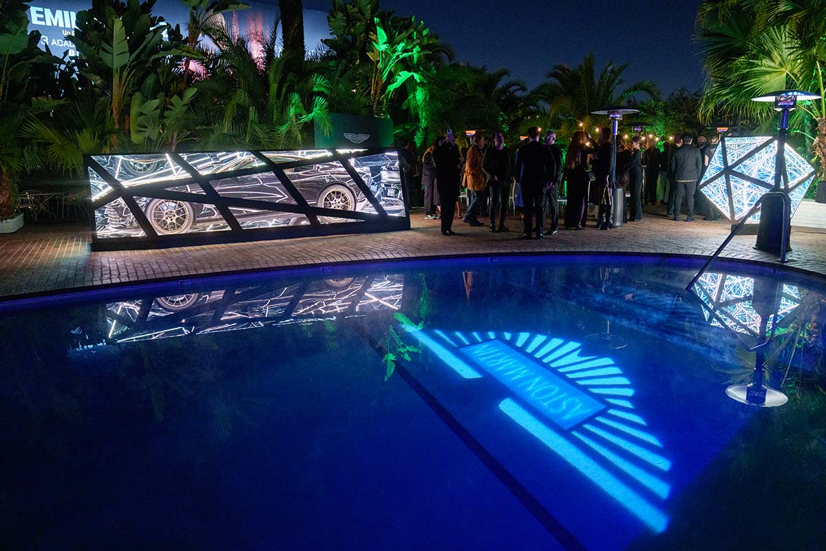 Aston Martin Vanquish Gets An Immortalized Glow-Up In ‘Reflections of ...