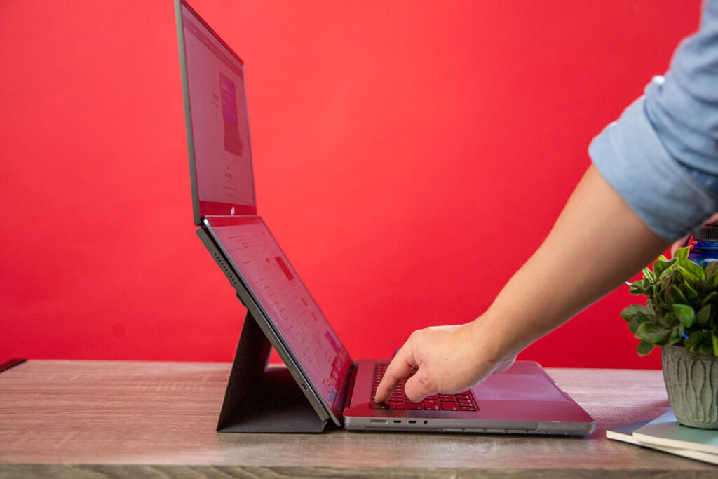 DUEX Float 2.0 & Pro: The Ultimate Portable Dual-Screen Setup