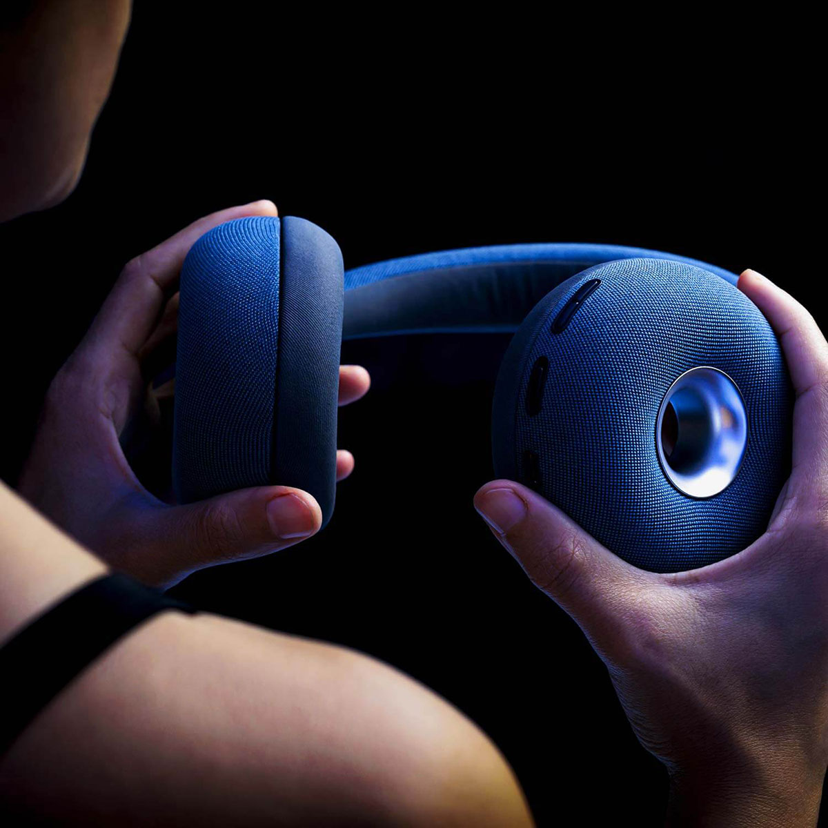 Movengine AirCore OWH: The Donut Headphones That Might Change The Game