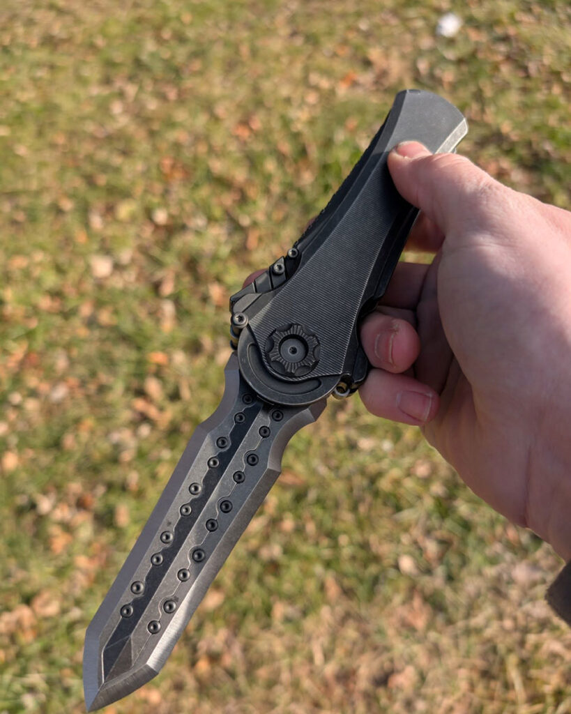 The Poikilo Blade AL-Khem: A Knife So Sci-Fi That It Feels Like An ...