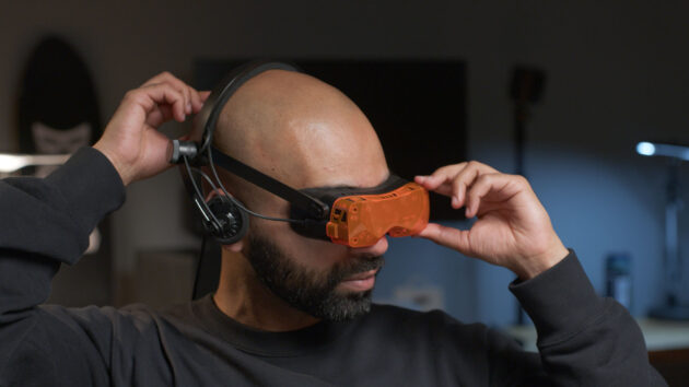 Believe It Or Not, This Tiny A Full-fledged VR Headset With Eye-tracking
