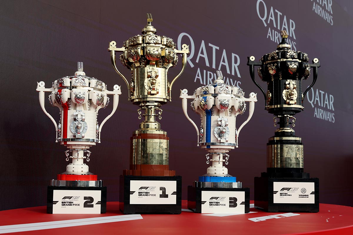 LEGO Surprises F1 Drivers And Winning Constructor With Brick-built F1 ...