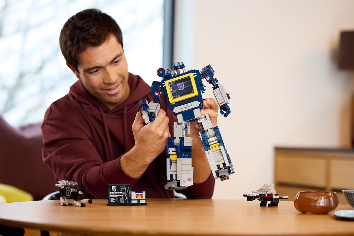 LEGO Icons Transformers Soundwave (10358): The Decepticon You’ll Proudly Display