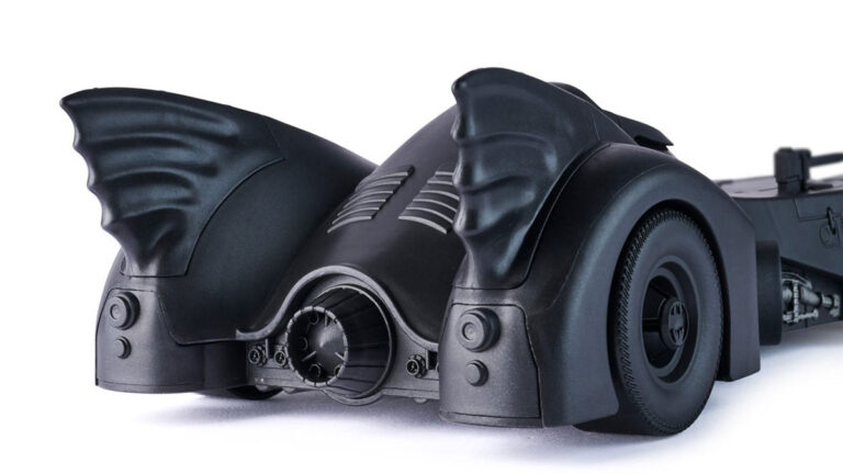 Spin Master Rolls Out 1989 Batmobile and Keaton-Era Batman for Just 30 ...