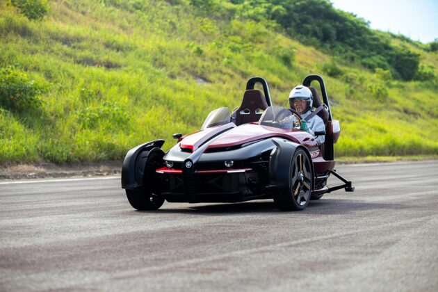 Yamaha TRICERA Proto: The Three-Wheel Steering Autocycle Is Now a ...