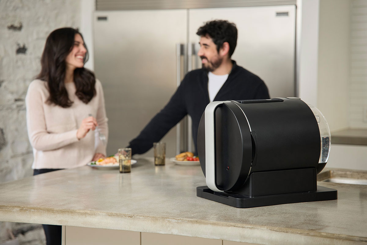 Agari Kitchen Smart Cooker: Sous Vide Without the Bags, Water, or Waiting