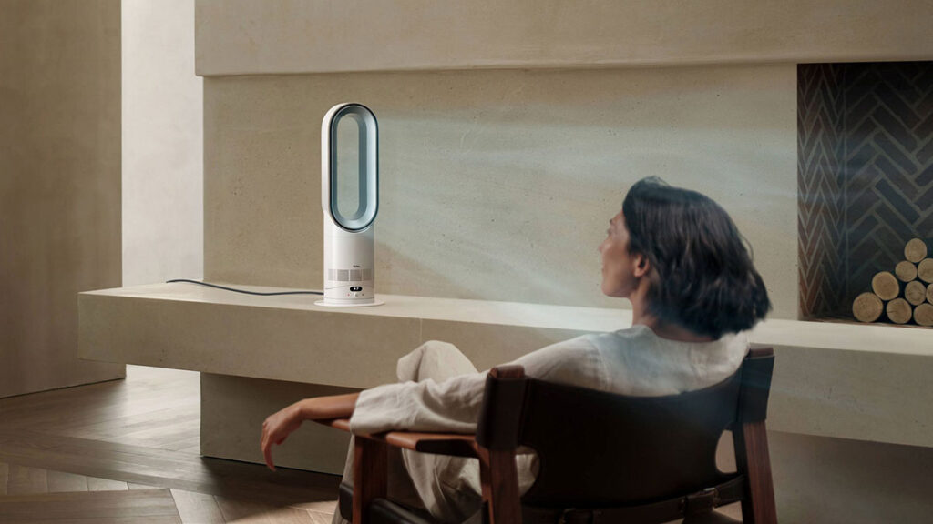 Dyson’s Hot+Cool HF1 Pre-Heats Your Room Before You Get Home