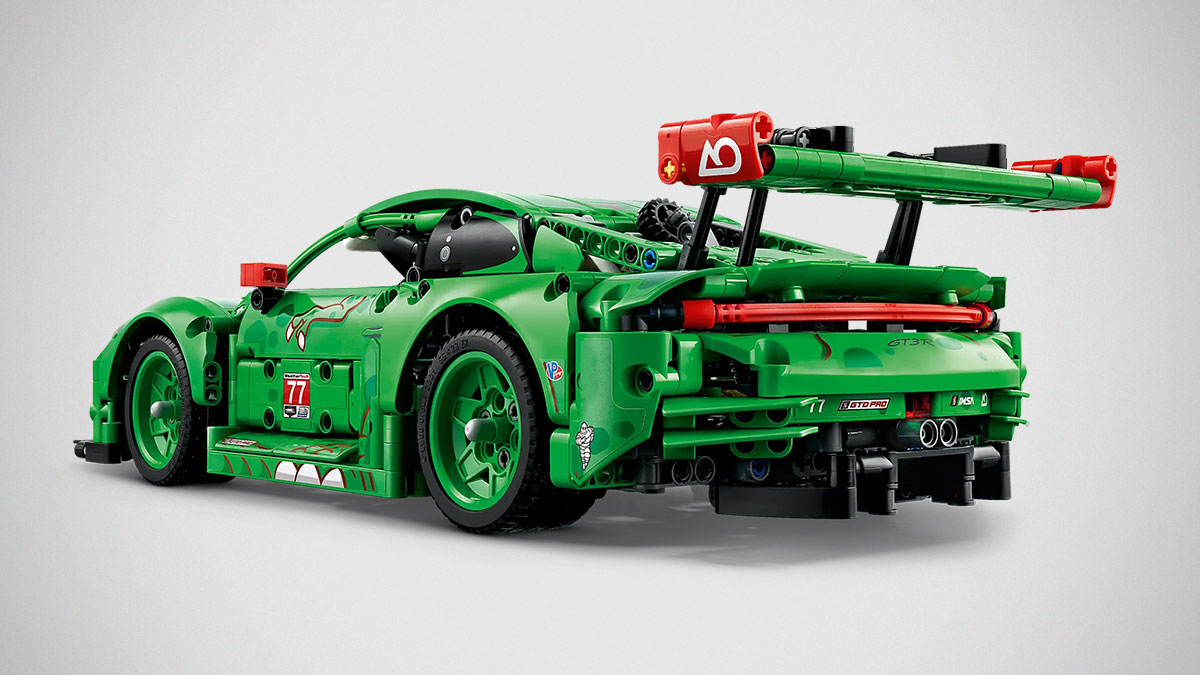 LEGO Technic Brings AO Racing’s Rexy GT3 to Life in 1,313 Pieces