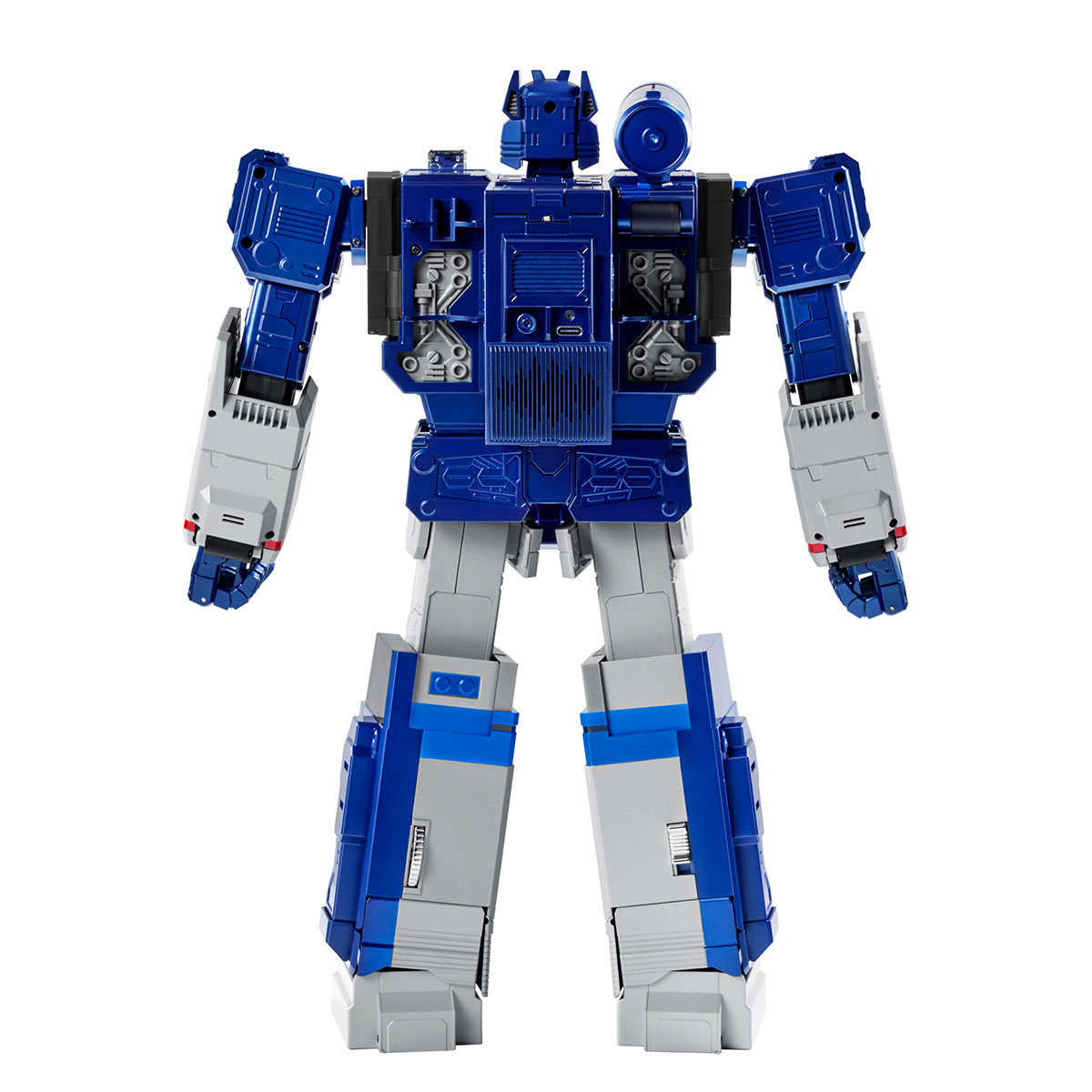 Auto-Converting Soundwave Arrives: Still G1, Still Superior, Now a ...