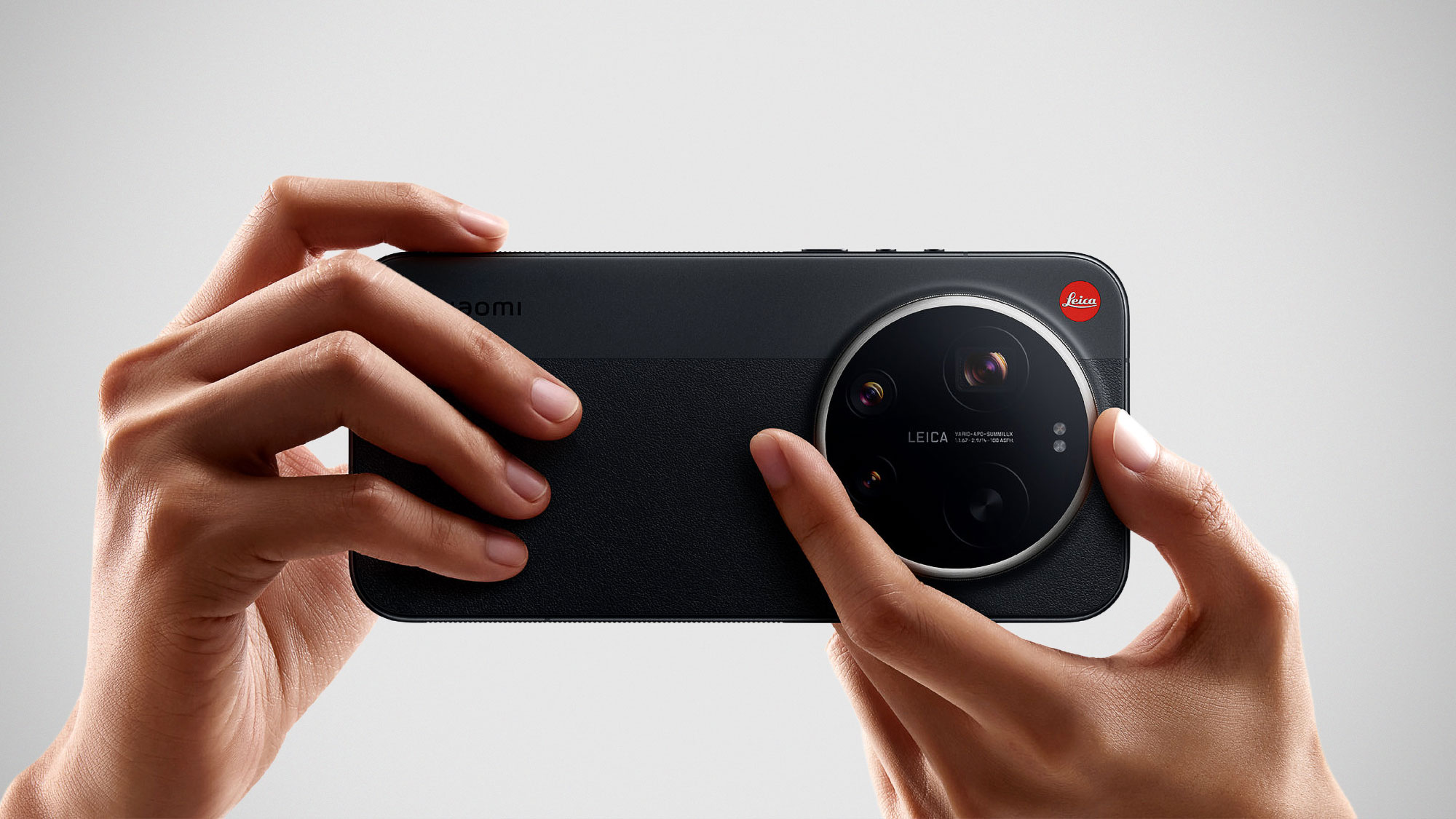 Xiaomi 17 Ultra by Leica Adds a Rotating Stainless Steel Camera Ring ...
