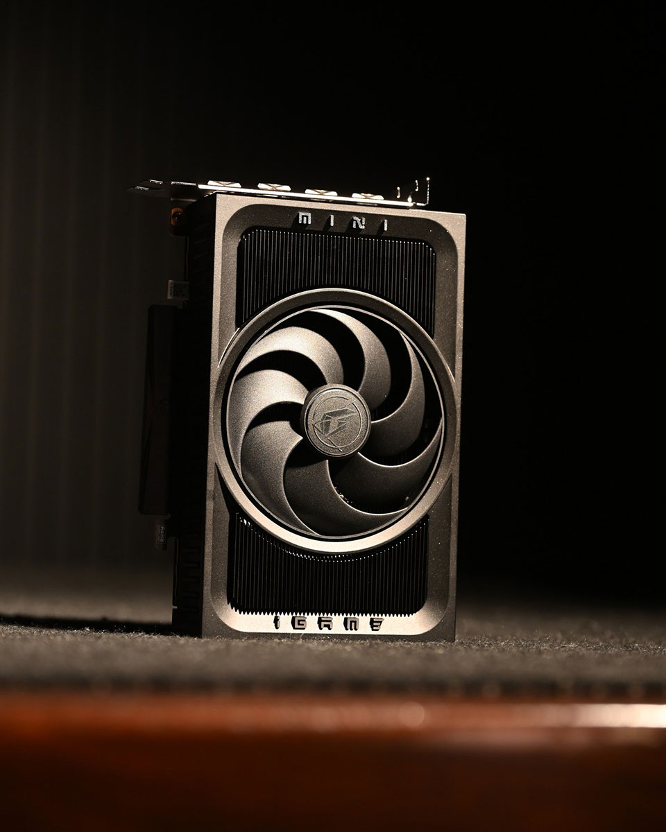 Colorful iGame GeForce RTX 5070 Mini OC 12GB-V Will Put a Smile on SFF ...