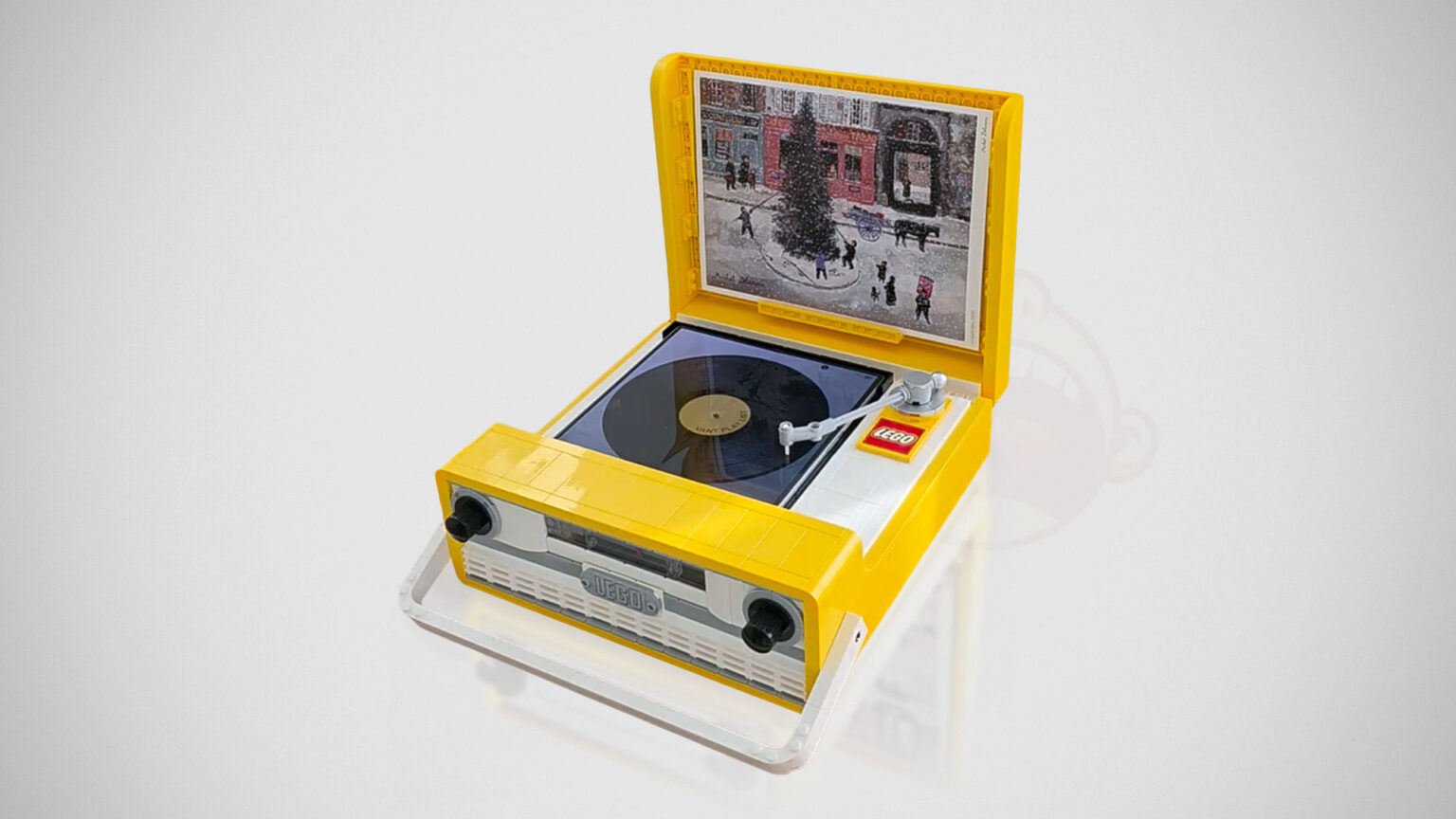 LEGO Certified Professional Built a Digital Turntable That Wirelessly ...