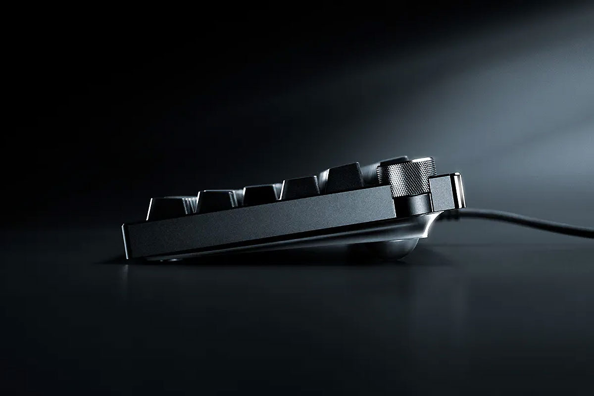 Razer Huntsman Signature Edition Is a 1,337-Unit, 8KHz Analog Optical ...