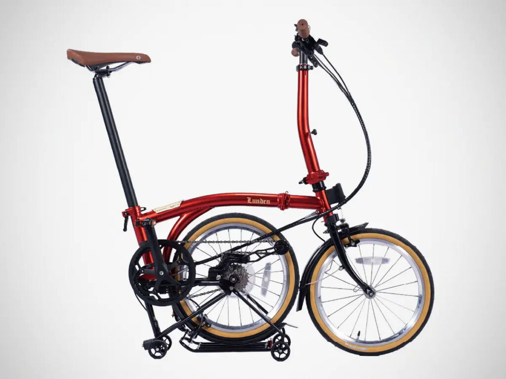 DAHON Introduces Its First True Brompton-Style Tri-Fold Bike, the ...